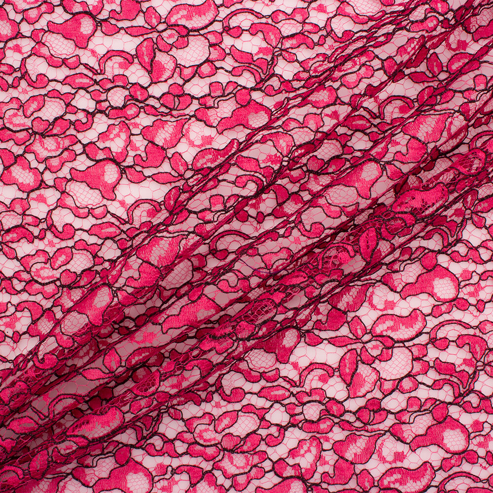 What is Chantilly Lace Fabric | An Ultimate Guide to Fabrics